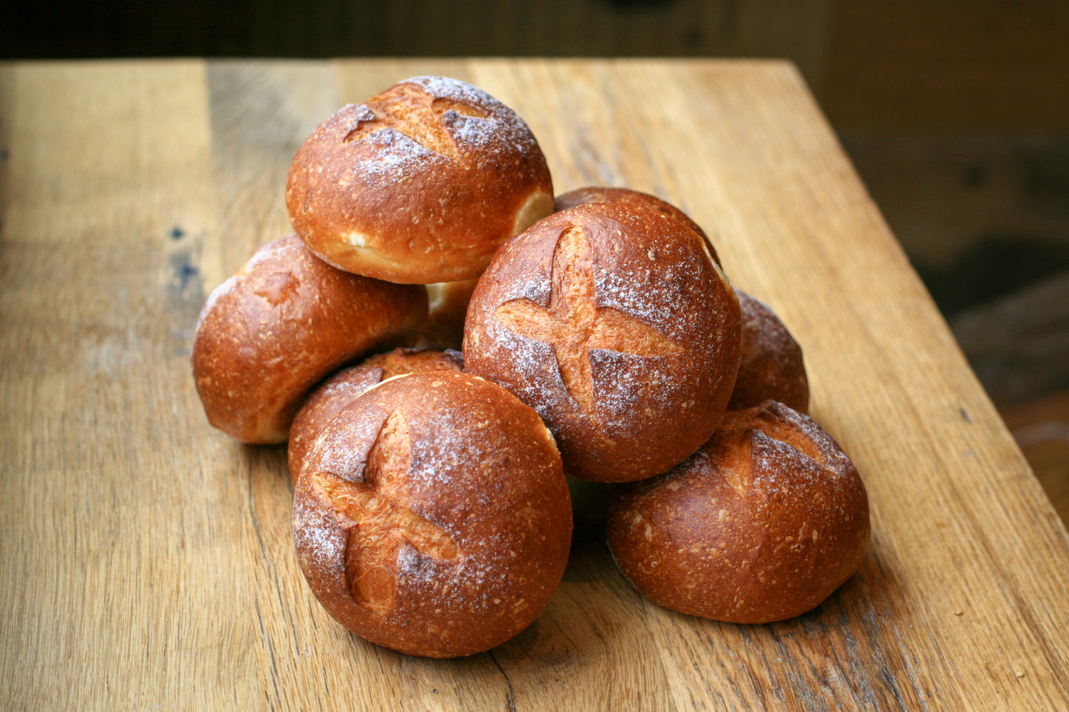 Rolls & Buns – A&J King Artisan Bakers